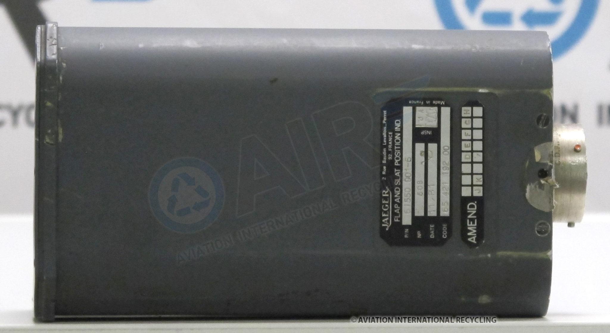 FLAP AND SLAT POSITION - Aviation International Recycling